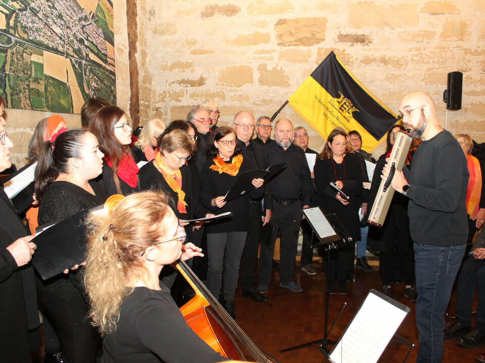 Oberderdingen feiert ersten Geburtstag: Bürgermeister bekommt neue ...