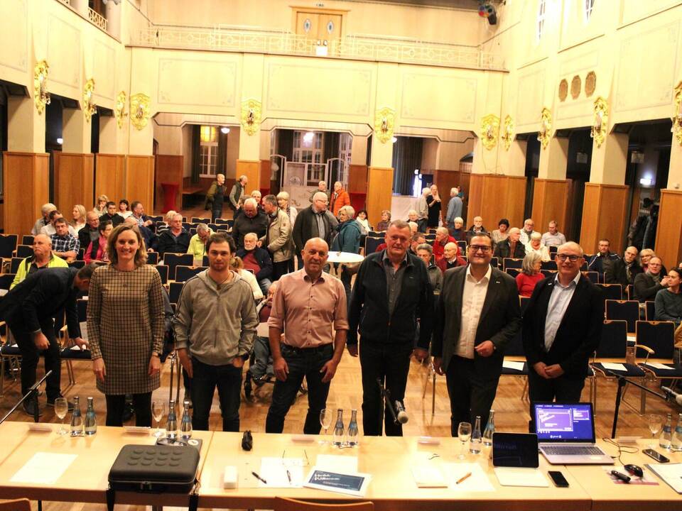 Gemischte Ausblicke auf die Zukunft Bad Wildbads: Rathaus informiert ...