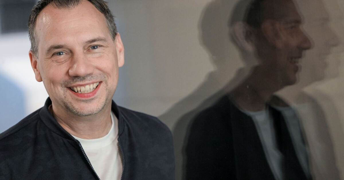 Weniger Handy, mehr Glück - was Promis sich vornehmen - Show-Biz / Boulevard - Pforzheimer-Zeitung