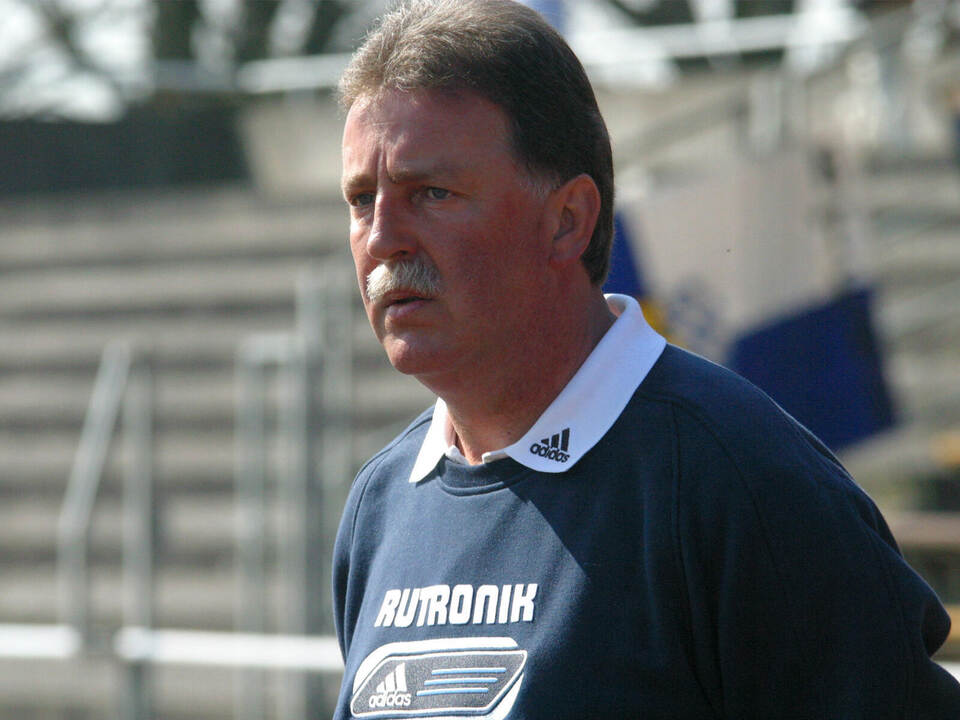 Uwe Reinders: Der Einwurf-König, der die Bayern ärgerte und beim 1. FC ...