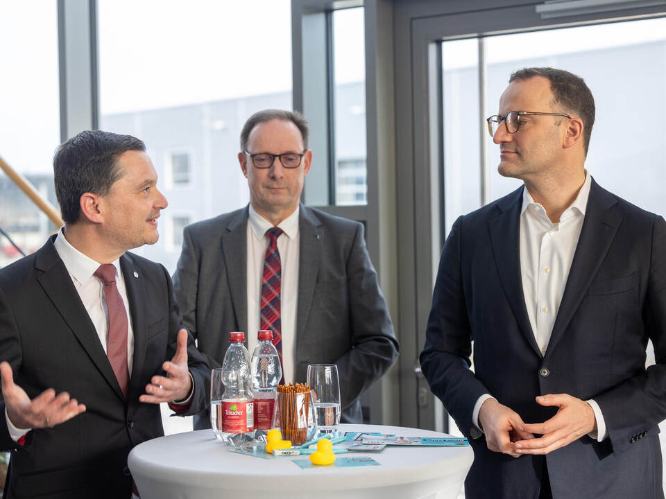Jens Spahn erklärt in Calw: So will die Union die anhaltende Rezession ...