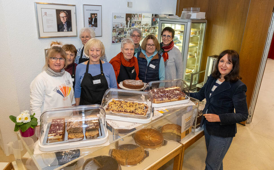 Vesperkirche Mühlacker verteilt pro Tag rund 140 Essen - Region ...