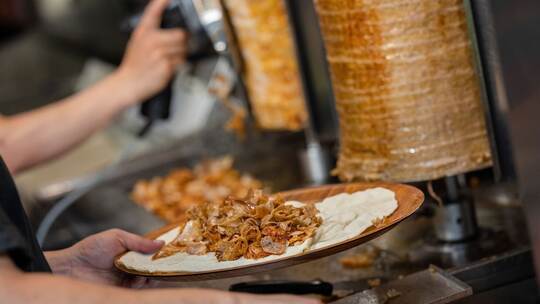 Preiskrise bei Döner und Burger - Rindfleisch knapp - Wirtschaft ...