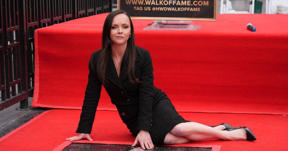 Christina Ricci geht auf «Walk of Fame»-Stern zu Boden - PZ-news.de ...