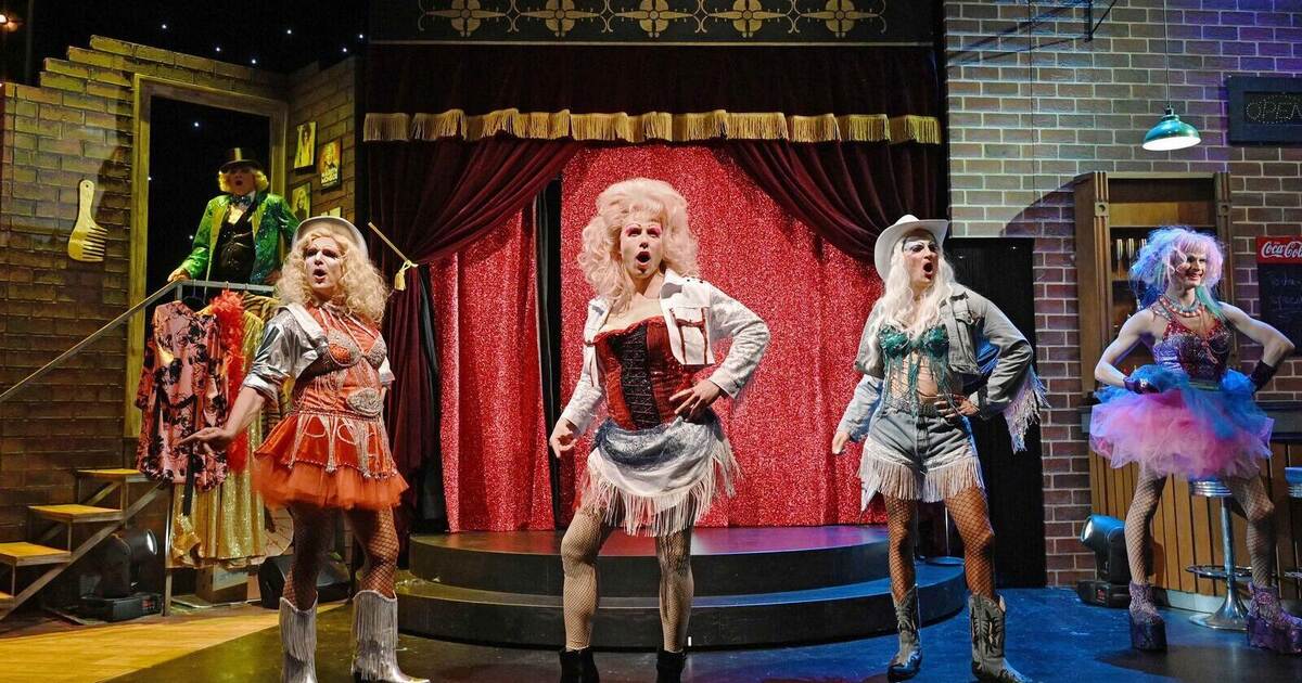 Glitzerndes Plädoyer für die Vielfalt: Bejubelte Premiere von „Die ...