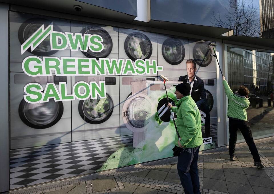 Deutsche-Bank-Tochter zahlt Millionen wegen Greenwashing - Wirtschaft weltweit - Pforzheimer-Zeitung