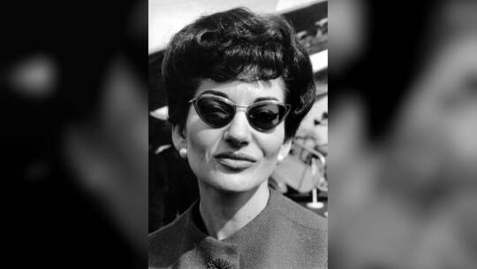 Deneuve konnte Callas durch den Kaminschacht singen hören - Show-Biz ...