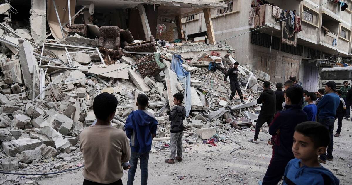 Über 30 Tote bei israelischem Beschuss auf den Gazastreifen - Politik ...