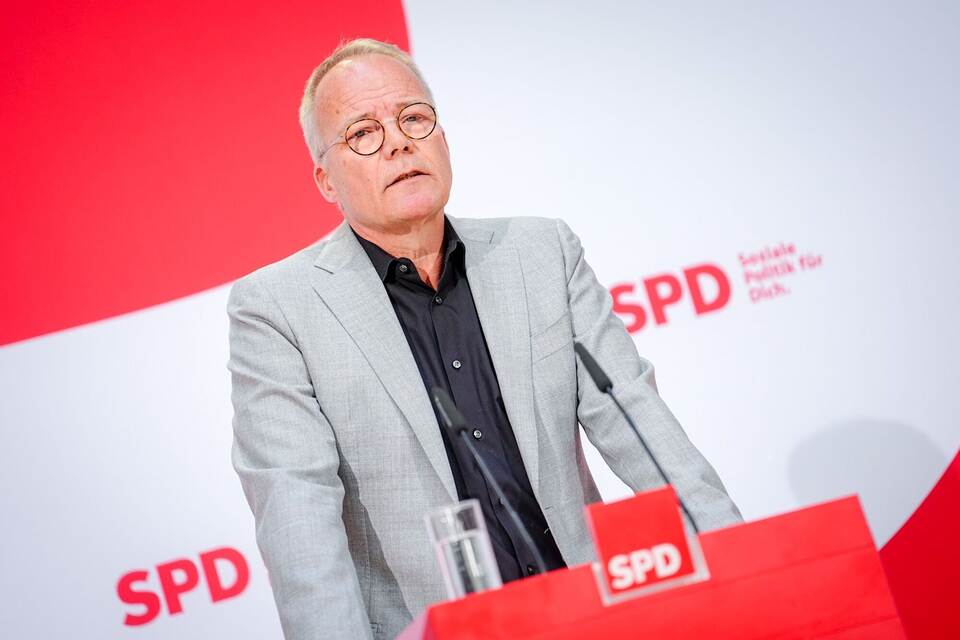 SPD sagt Ja zu Koalition – Klingbeil soll Vizekanzler werden - Politik - Pforzheimer-Zeitung