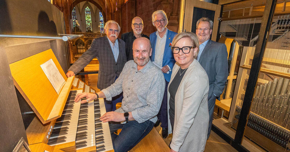 Wertvolle Spenden: Steinmeyer-Orgel in der Schloßkirche endlich ...