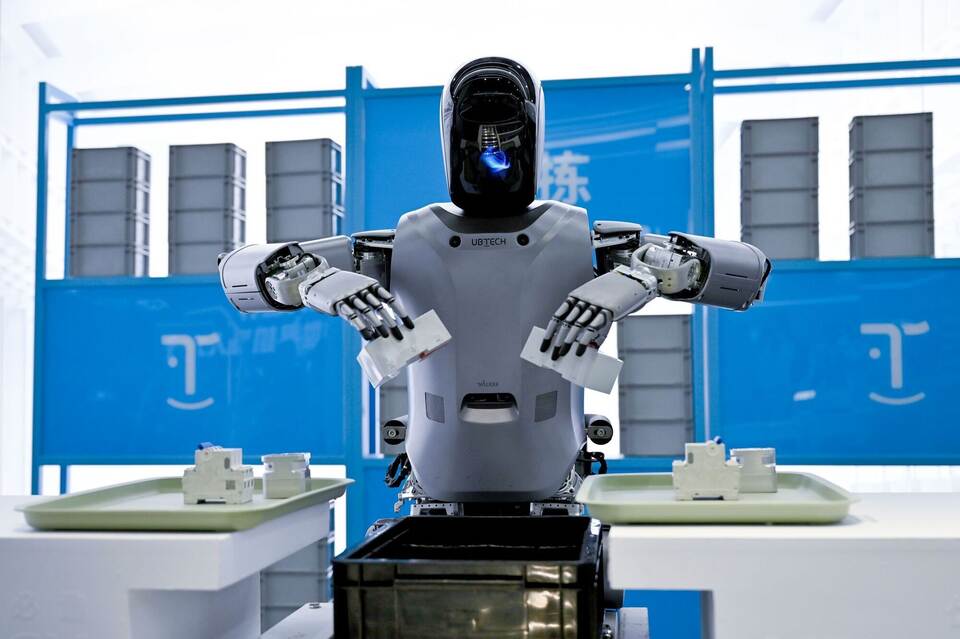 Vom Labor in die Realität: Wo China Roboter einsetzen will - Service ...