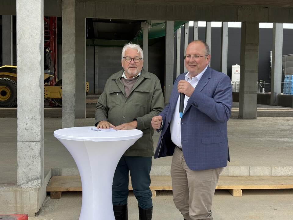 Richtfest von millionenschwerem Neubau von Witzenmann: Umzug für 2026 ...