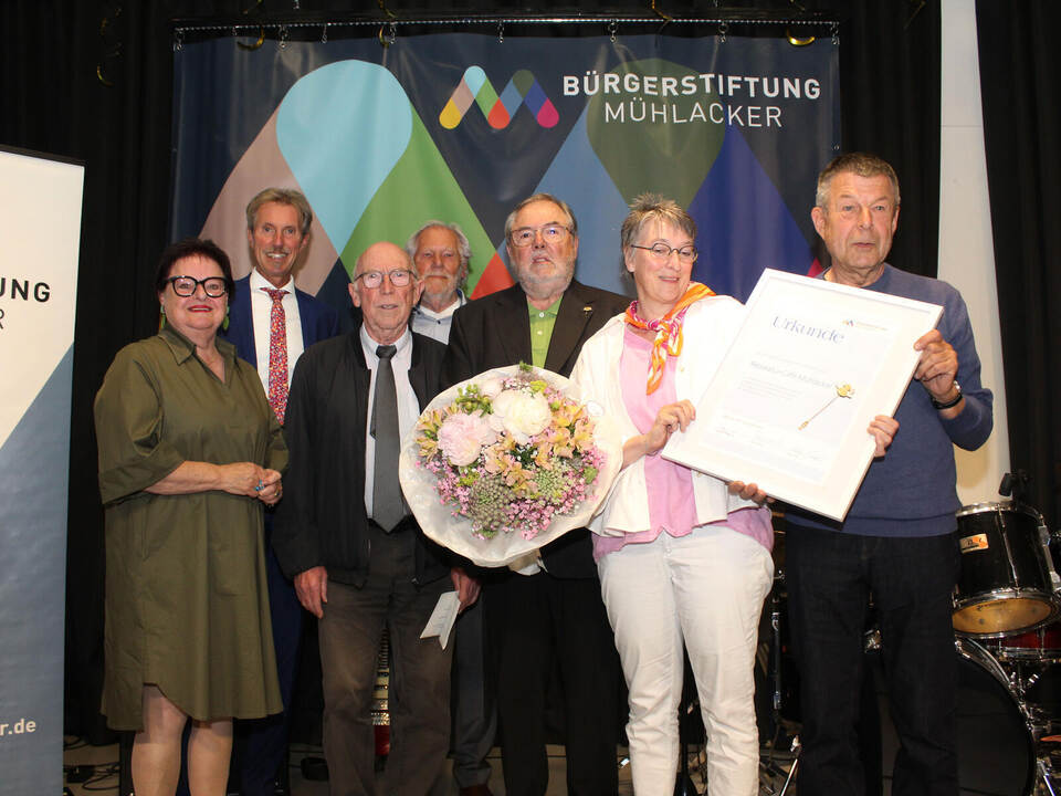 Von Plattenspieler bis hin zu Spielzeug: Mühlacker Bürgerpreis geht an ...