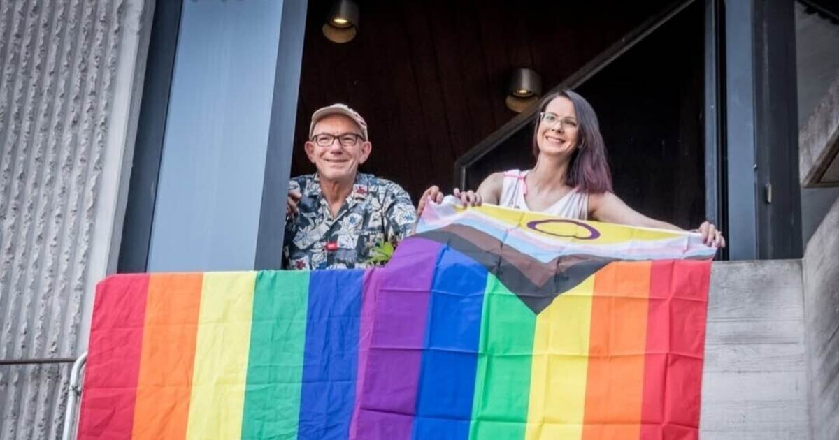 AfD kritisiert Pride-Flaggen am Rathaus: „Öffentliche Gebäude sind ...