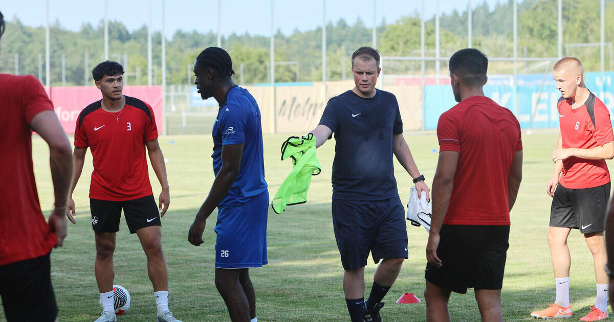 Trainingsstart beim Oberligisten FC Nöttingen. Erste Einheit unter dem ...