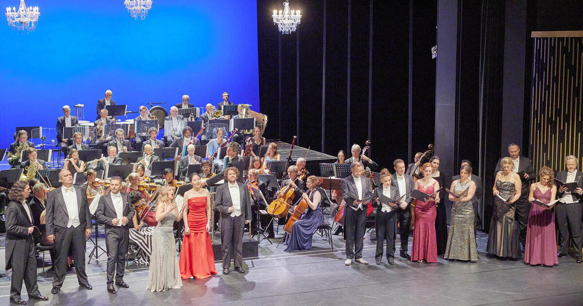 Ein Abschied auf Italienisch: Generalmusikdirektor Robin Davis im ...