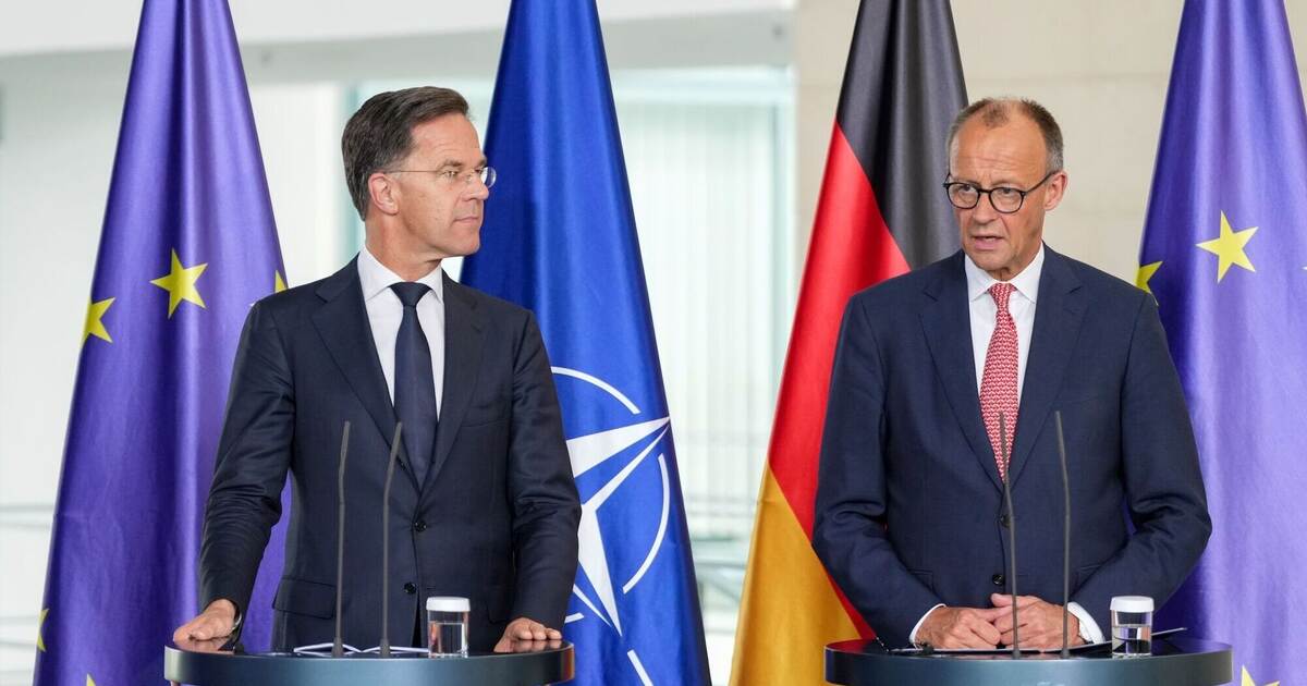 Merz: Chinas Lasereinsatz gegen Flugzeug inakzeptabel - Politik ...