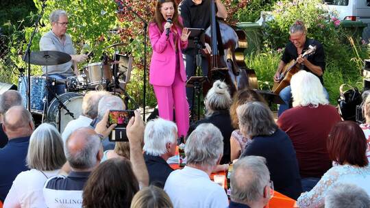 „Jazz in the garden“: Wo Musik in Straubenhardt Wurzeln schlägt ...