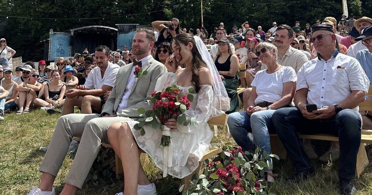 Jameliz benetiz erome lucky is beautiful and dainty but her