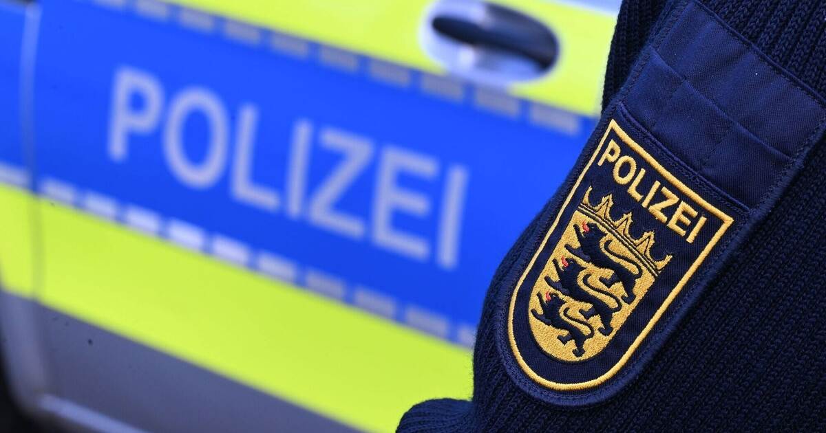 Hitlergruß in Offenburg? Polizei ermittelt nach Video - Baden ...