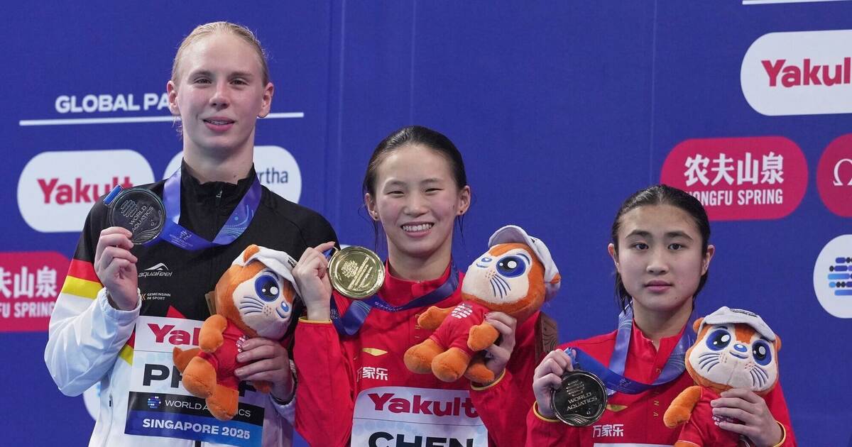 Überraschung im Wasserspringen: Pfeif gewinnt WM-Silber - Sport ...