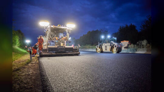 A8-Sperrung in Bildern: Neue Asphaltdecke liegt bereits - Bildergalerie - Pforzheimer-Zeitung