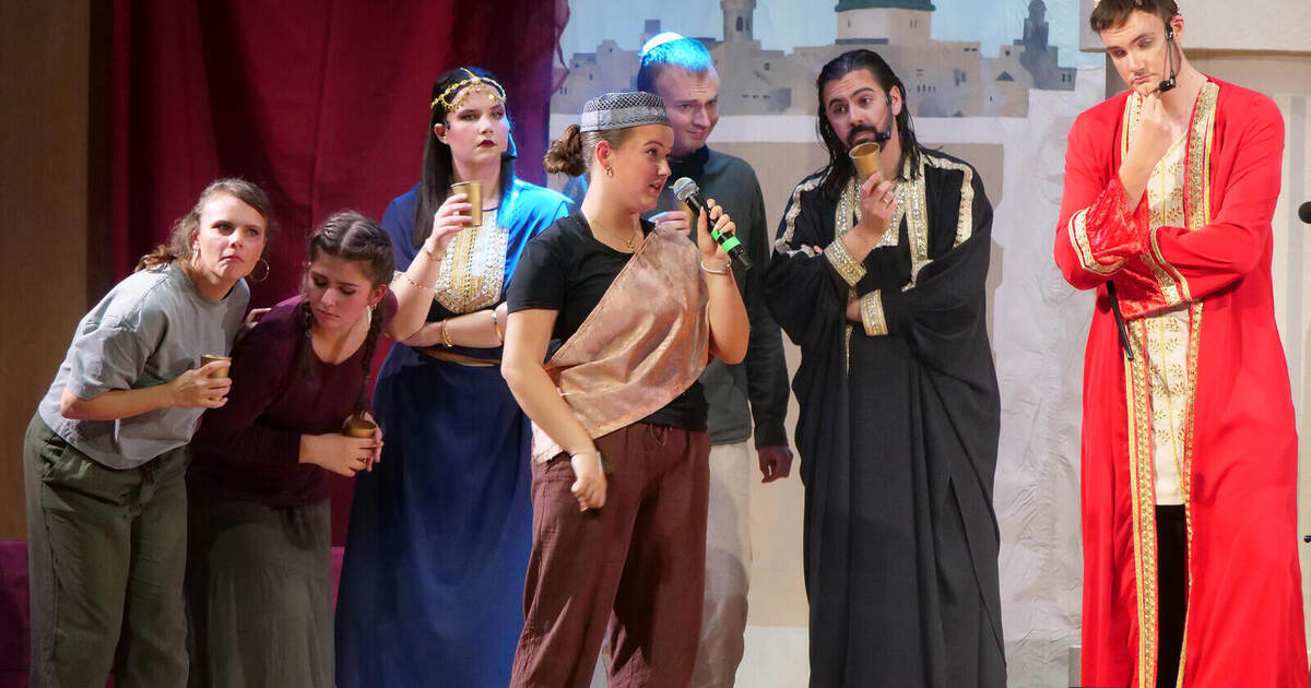 Musical „Esther“ in Öschelbronn: Ein tiefes Geheimnis und ein ...