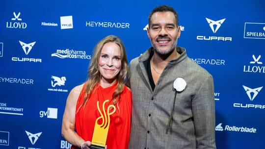 Deutscher Schauspielpreis für Mala Emde und Jennifer Sabel - Show-Biz ...