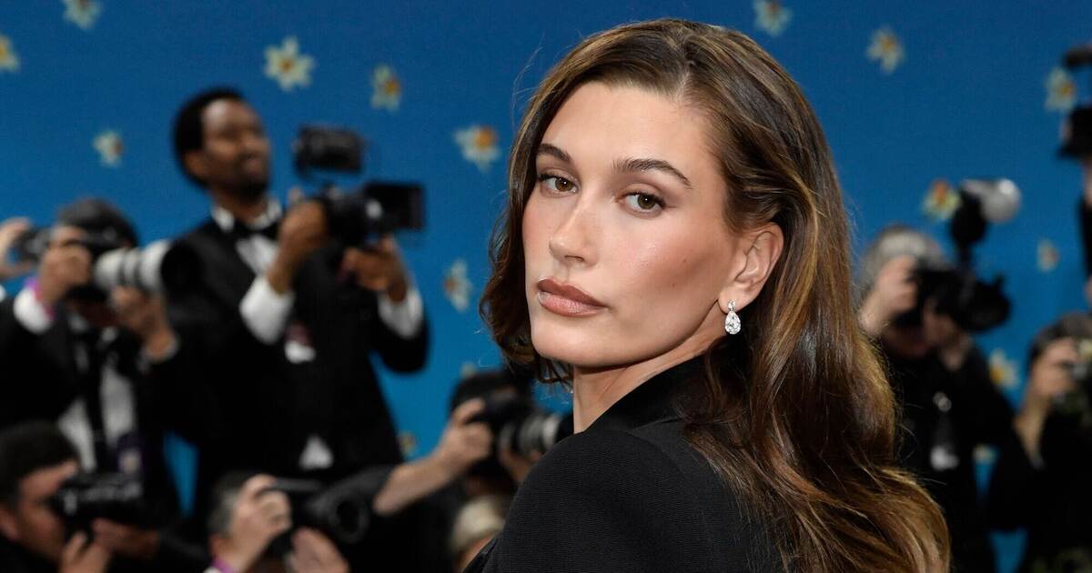 Hailey Bieber wird 29 und hält dazu Händchen mit Mann Justin - Show-Biz ...