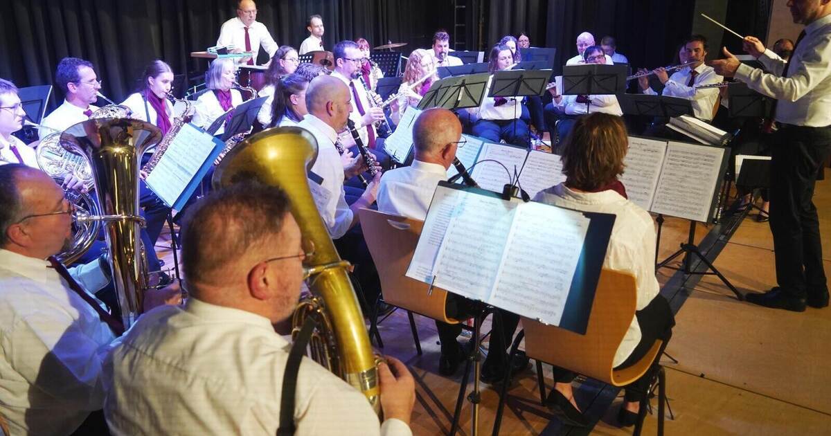 Bilfinger Musikverein „Eintracht“ begeistert mit großem Filmmusik ...