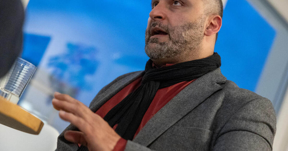 Wie falsche Männlichkeit Leid verursacht: Mohamed Zakzak stellt sein ...