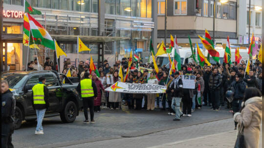 Kurdische Demonstration mit über 500 Teilnehmern in Bildern ...