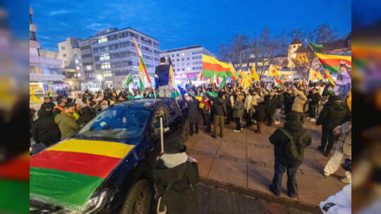 Kurdische Demonstration mit über 500 Teilnehmern in Bildern ...