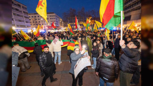 Kurdische Demonstration mit über 500 Teilnehmern in Bildern ...