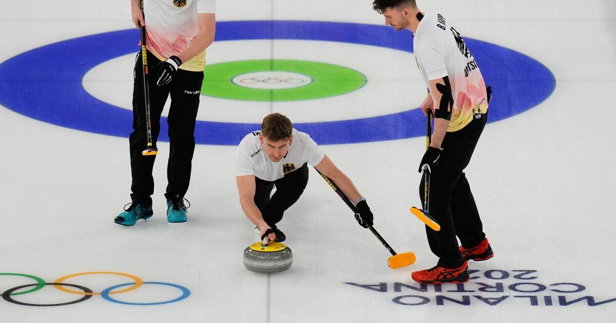 Halbfinal-Traum lebt: Curling-Männer feiern wichtigen Sieg ...