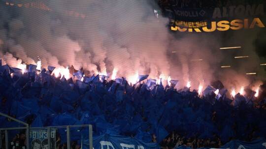 Fan-Vergehen kosten den HSV 153.000 Euro - PZ-news.de - Nachrichten aus ...
