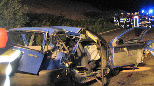 Vier Verletzte nach Unfall bei Bretten - Region - Pforzheimer-Zeitung