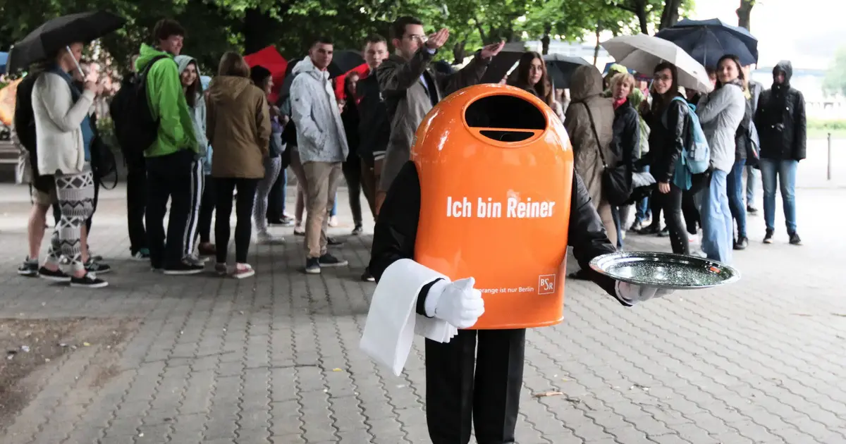Von Roboter bis Rapper-Senior - Wie Berlin gegen Dreck kämpft ...
