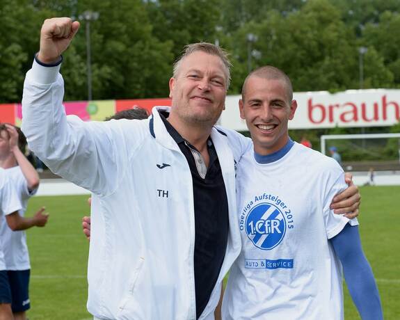 1. CfR Pforzheim siegt 3:0 gegen Göppingen und steigt in die Oberliga ...