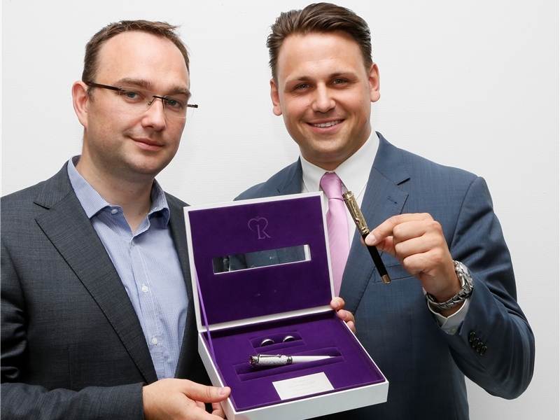 „WeddingPen“: Für die wichtigste Unterschrift im Leben - Wirtschaft ...