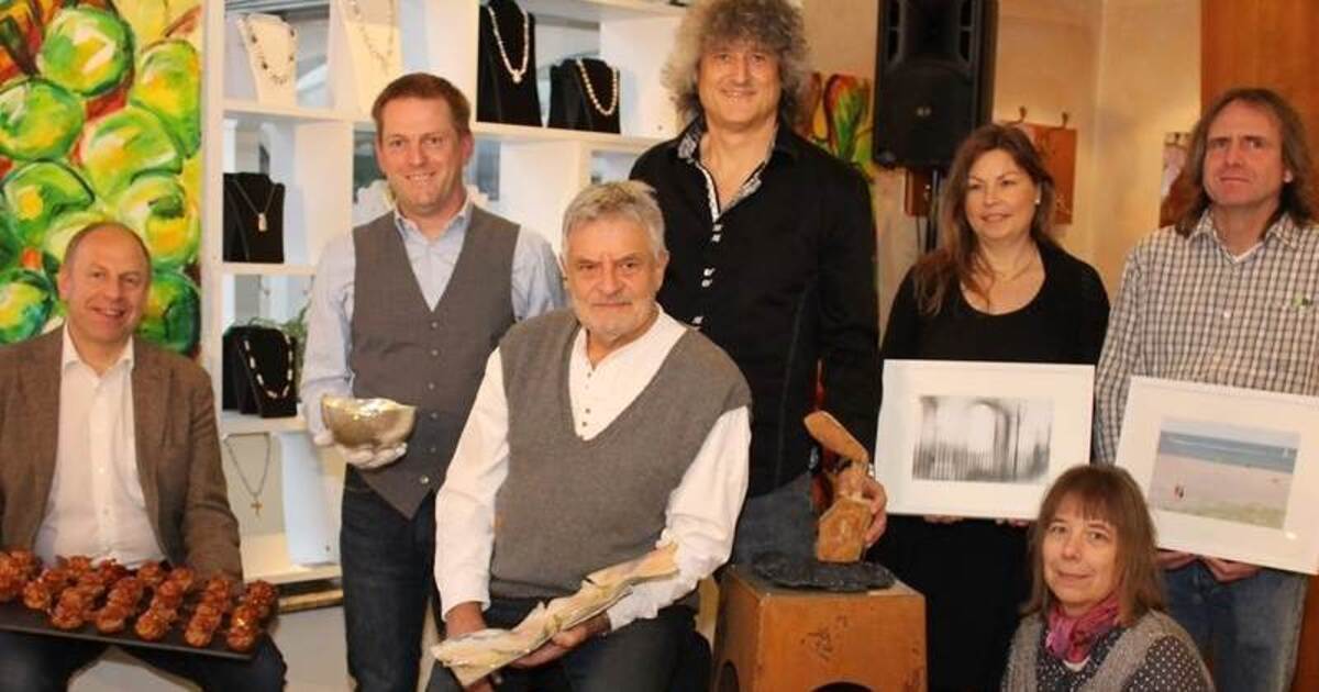 Künstler in Ellmendingen lassen Besucher genießen und staunen - Region ...