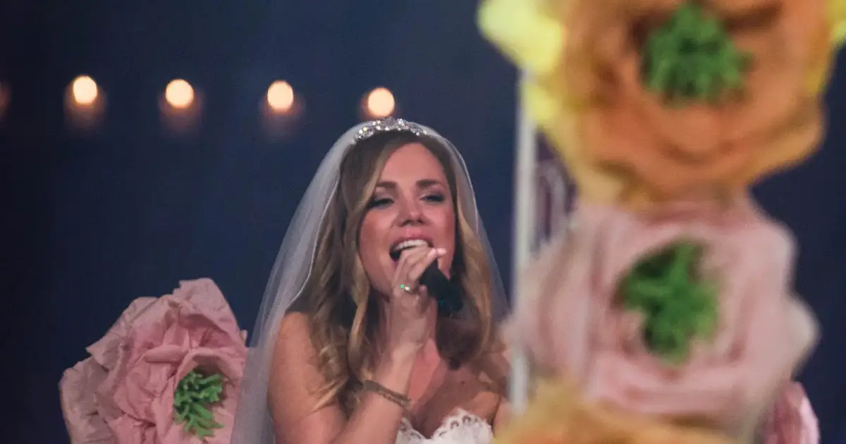 Sandra Berger heiratet auf DSDS-Bühne vor laufender Kamera ...