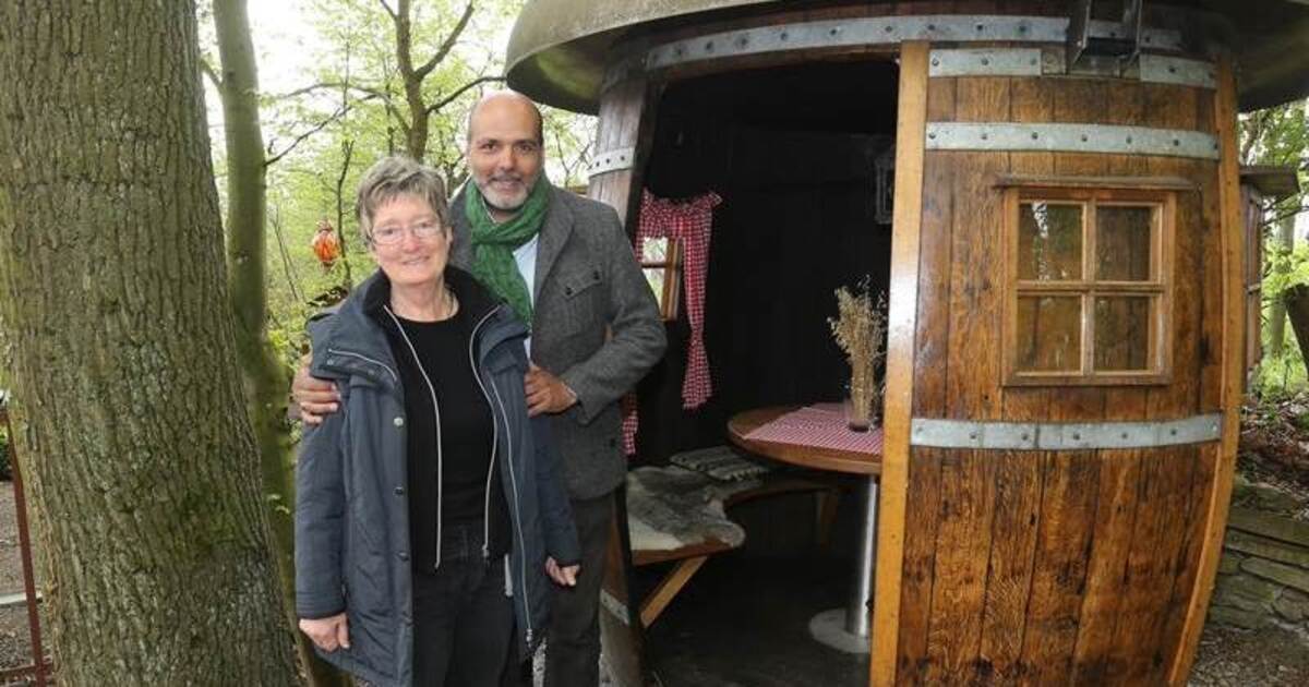 Wie eine große Familie: Jay Alexander hat 70 Fans eingeladen - Region ...