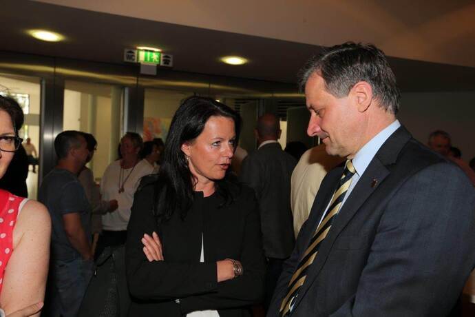 Birgit Förster gewinnt Bürgermeister-Wahl in Niefern-Öschelbronn ...