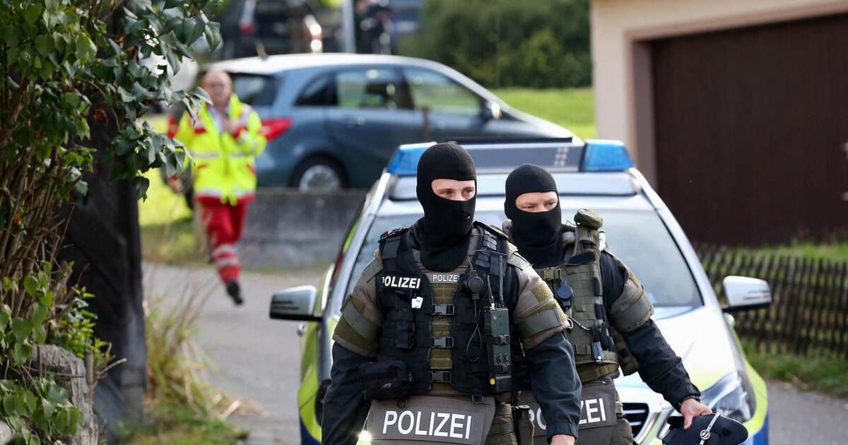 Mann verletzt Ehefrau und sich selbst schwer - SEK-Einsatz - Baden-Württemberg - Pforzheimer-Zeitung