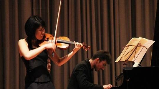 Geigerin Tianwa Yang und Pianist Nicholas Rimmer bestechen auf ganz ...