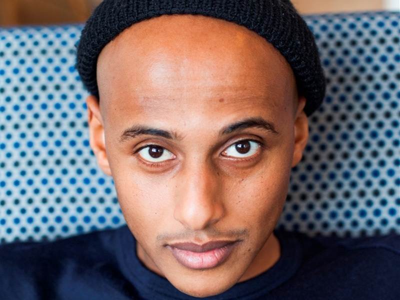 Comedian Teddy bringt das CCP zum Kochen - Kultur - Pforzheimer-Zeitung