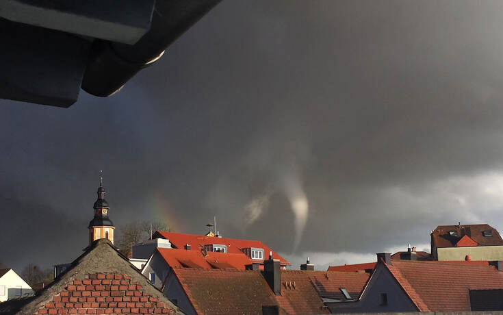 Tornado in Bayern - Bildergalerie - Pforzheimer-Zeitung