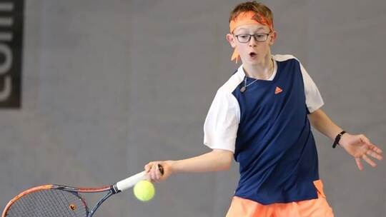 TCW-Tennistalent David Fix auf dem Vormarsch - Sport - Pforzheimer-Zeitung