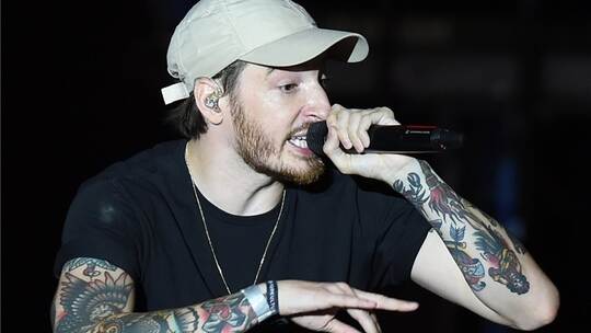 „Lang lebe der Tod“ singt Rapper Casper als Top-Titel seines ...